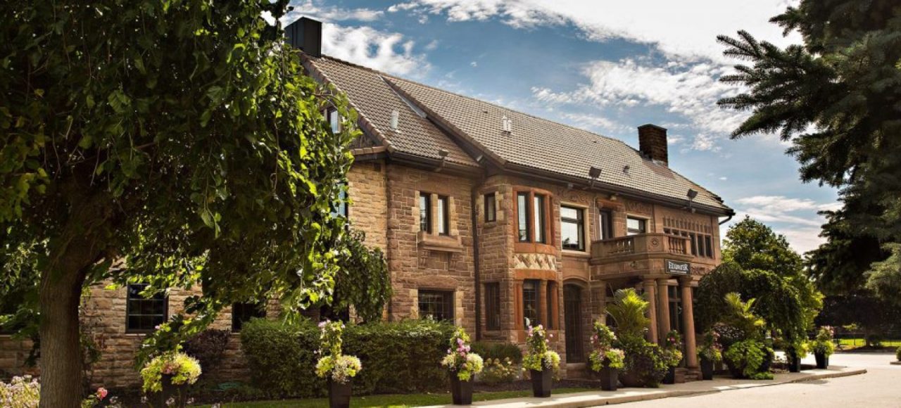 Home - Edgewater Manor